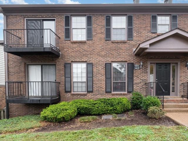 5831 Brentwood Trce