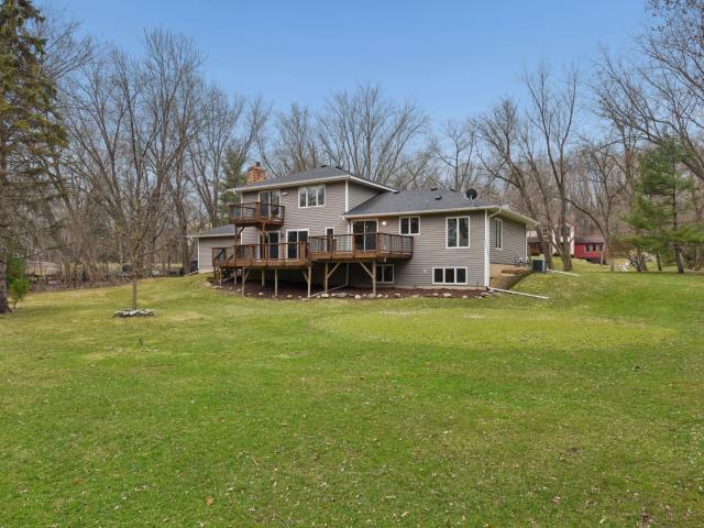 5831 Fawn Trail Cir, Woodbury, MN 55129 | MLS #7028 | Compass