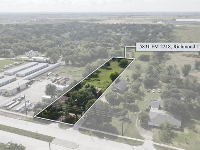 5831 FM 2218 Rd, Pleak, TX 77469