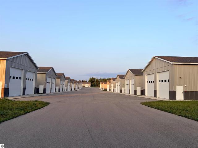 5831 Storage Loop Drive # #33B