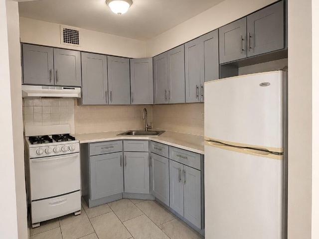 5831 th Street