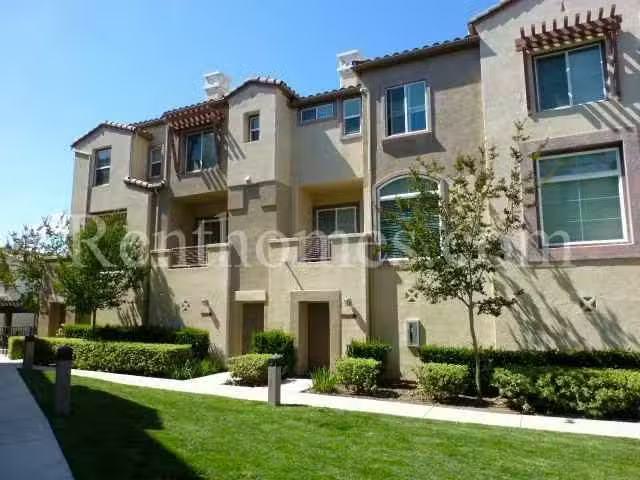 58321745 515 Almond Rd