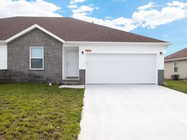 58322436 1267 S Choctaw Rd