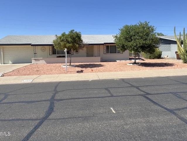 5832 E Colby St, Mesa, AZ 85205