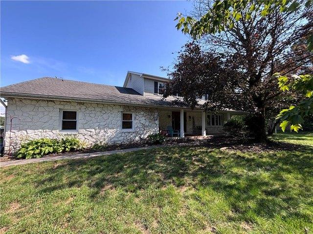 5832 Kernsville Rd, North Whitehall Township, PA 18069