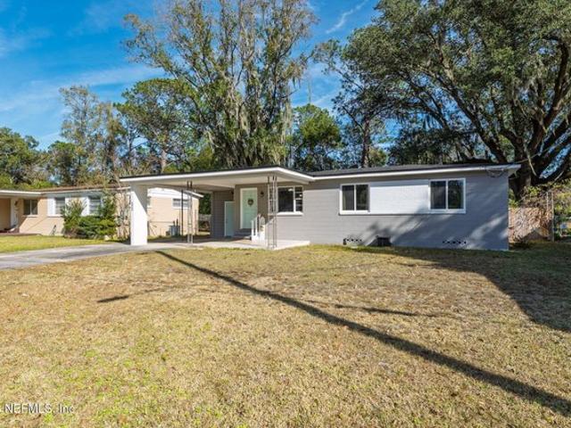5833 Norde Dr E, Jacksonville, FL 32244