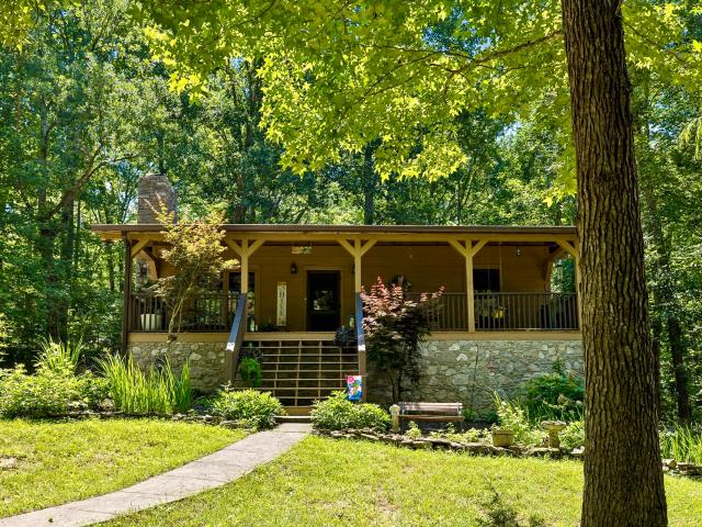 5833 Dewey Carr Rd
