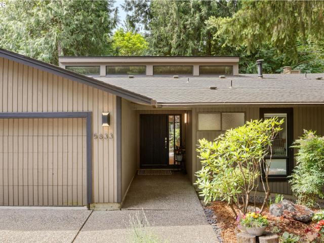 5833 sw lane ct