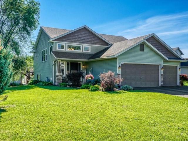 5833 th St N, Forest Lake, MN 55025