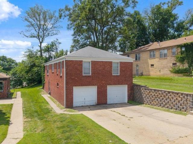 5833 5 Lafayette Ave, Omaha, NE 68132