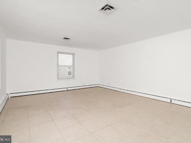 583 Edinburg Rd