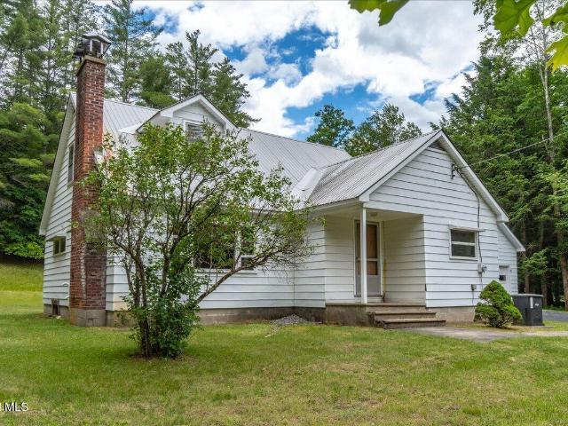 583 N Creek Road