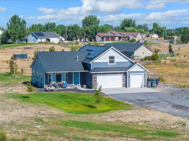 583 Pioneer Dr