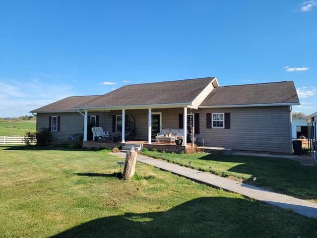 583 Providence Rd, Fries, VA 24330