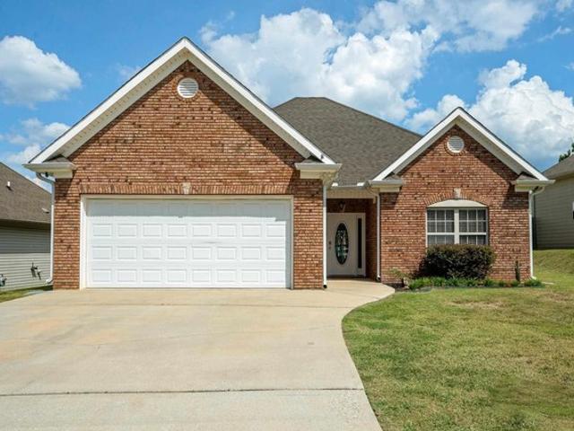 583 Waterford Ln, Calera, AL 35040