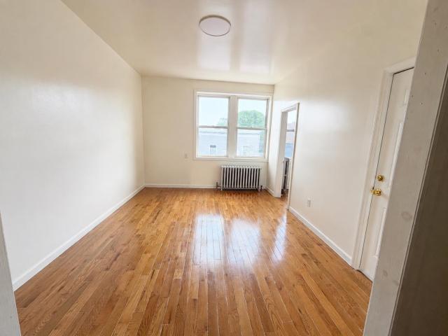 583 West Side Ave # 3