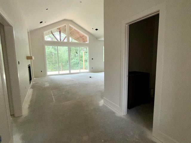 5844 Falcon Cove