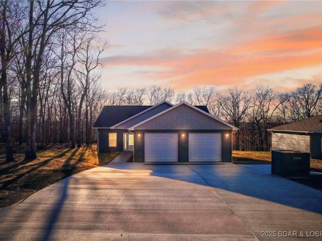5844 Horseshoe Bend Pkwy, Four Seasons, MO 65049 | MLS #3582