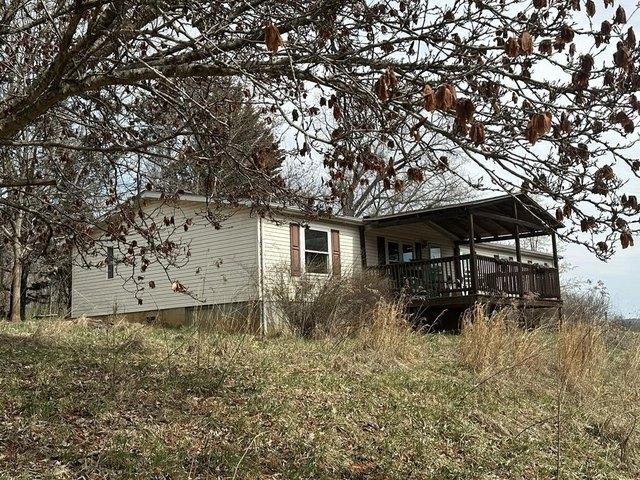 5844 Poplar Camp Rd, Hillsville, VA 24343