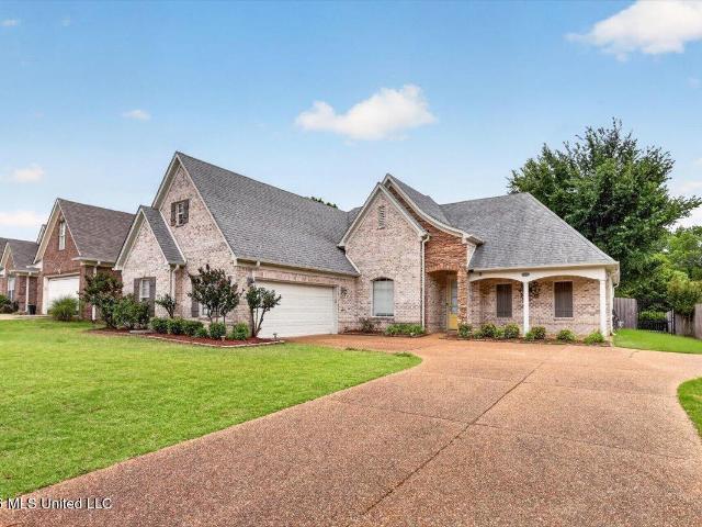 5844 Stonewall Drive