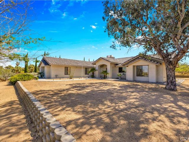 58453 Lisbon Dr, Yucca Valley, CA 92284 | MLS #JT26064 | Compass