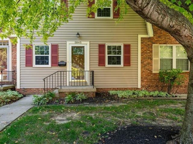 5845 Overbrooke Rd, Centerville, OH 45440