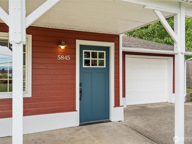 5845 Vista Drive
