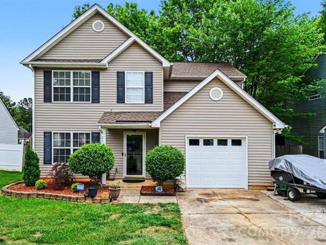 5846 Hewitt Dr, Charlotte, NC 28269