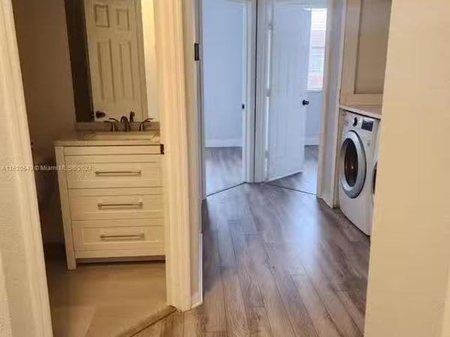 58485242 10836 Sw 243rd St