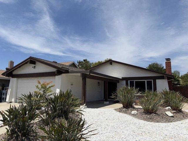 5848 Chateau Dr, San Diego, CA 92117