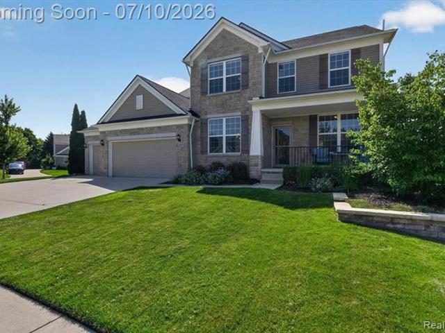 58491 Winnowing Cir S, Lyon Township, MI 48178
