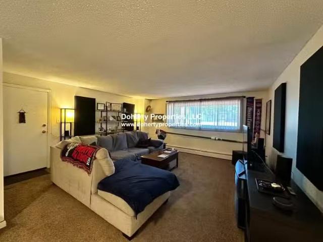 58494714 339 Pawtucket Blvd #3