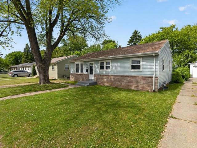 5849 N 62nd St, Milwaukee, WI 53218