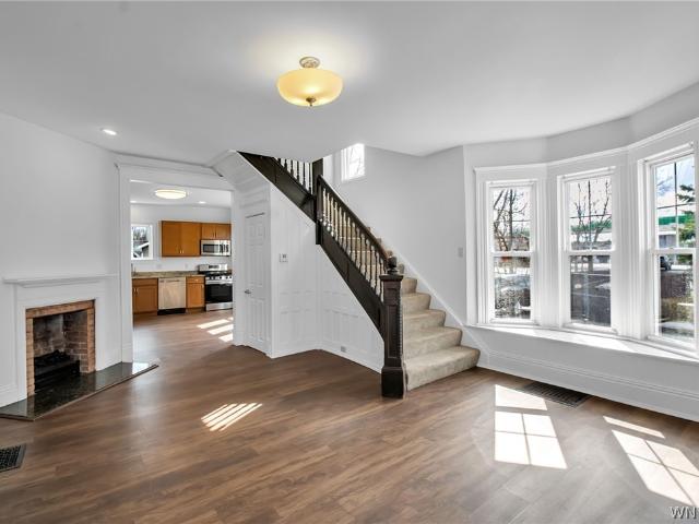 5849 Broadway Street # 8