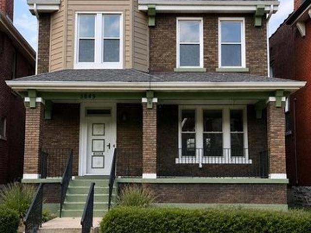 5849 DE Giverville Ave, Saint Louis, MO 63112