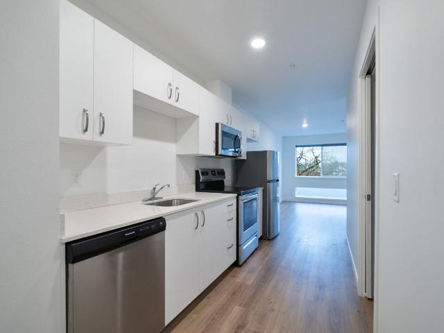 5840 Southeast 89th Avenue Studio Apartment for Rent at 5840 Se 89th Ave, Portland, OR 97266 Lents