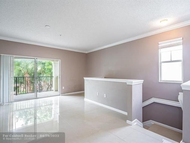 5840 W Sample Road, Unit #301, Coral Springs, US, FL