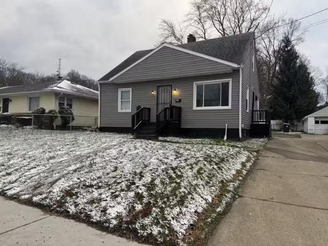 58411145 870 Bisson Ave