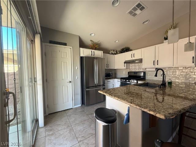 5841 Montina Vines St, North Las Vegas, NV 89081 | MLS #2787