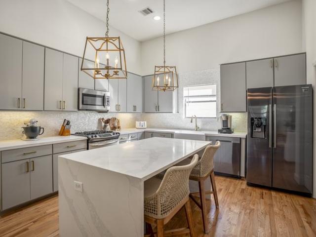 5841 Darling St Unit C, Houston, TX 77007