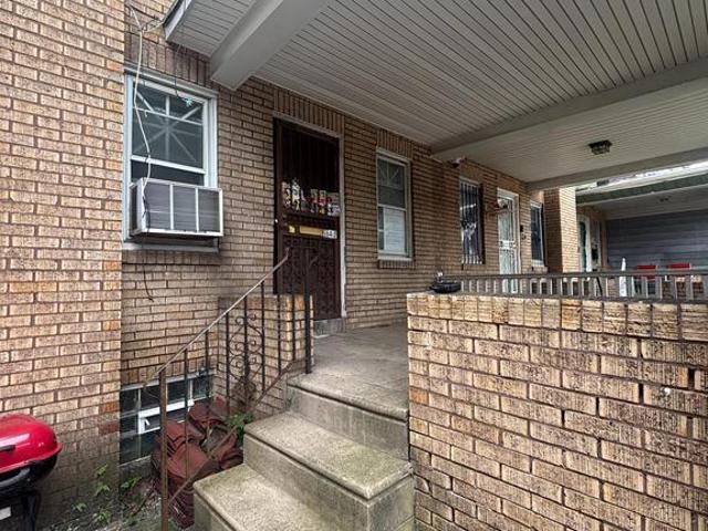 5843 N 6Th Street