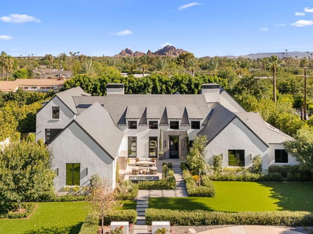 5843 e calle del sud
