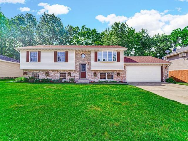 5843 Gardenia Ave, Portage, IN 46368