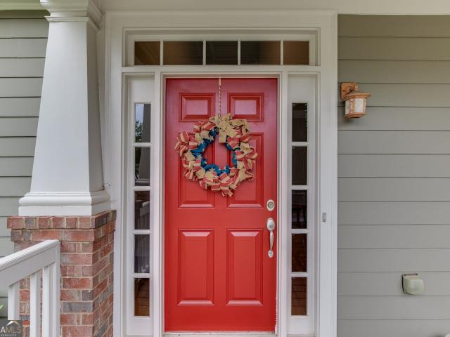 5843 Peacock Lane