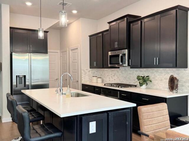 5843 Whitby RD, San Antonio, US, TX