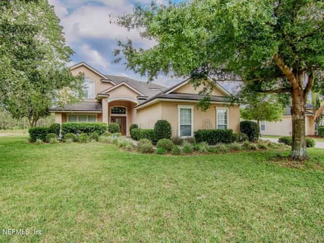 584 Chestwood Chase Dr, Orange Park, FL 32065