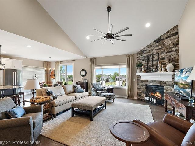584 Overlook Drive