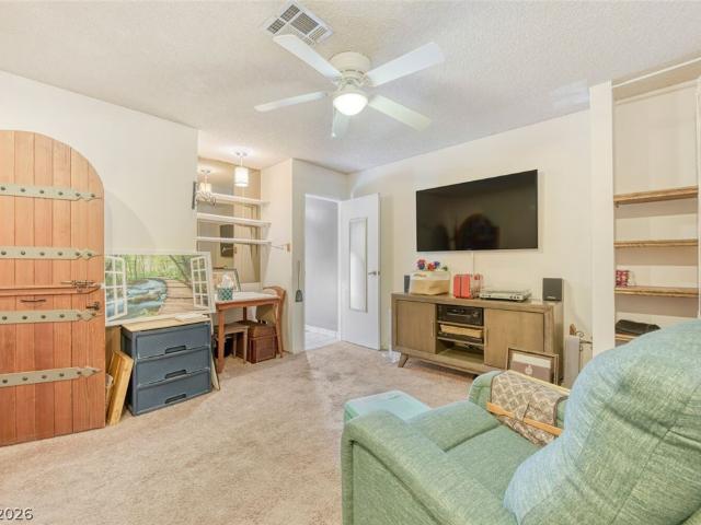 584 Mona Ln, Henderson, NV 89015 | MLS #2758