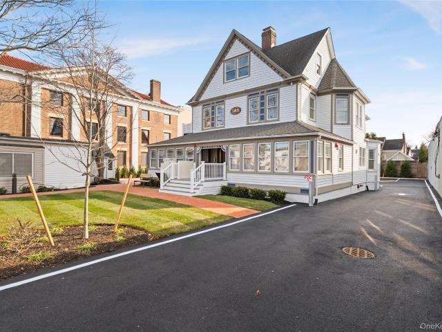 584 Main Street 1
