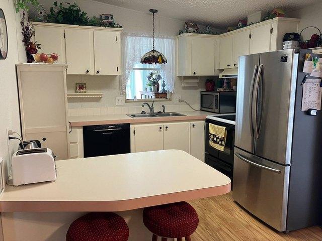 584 Martinique Dr Unit 329, Lake Wales, FL 33859